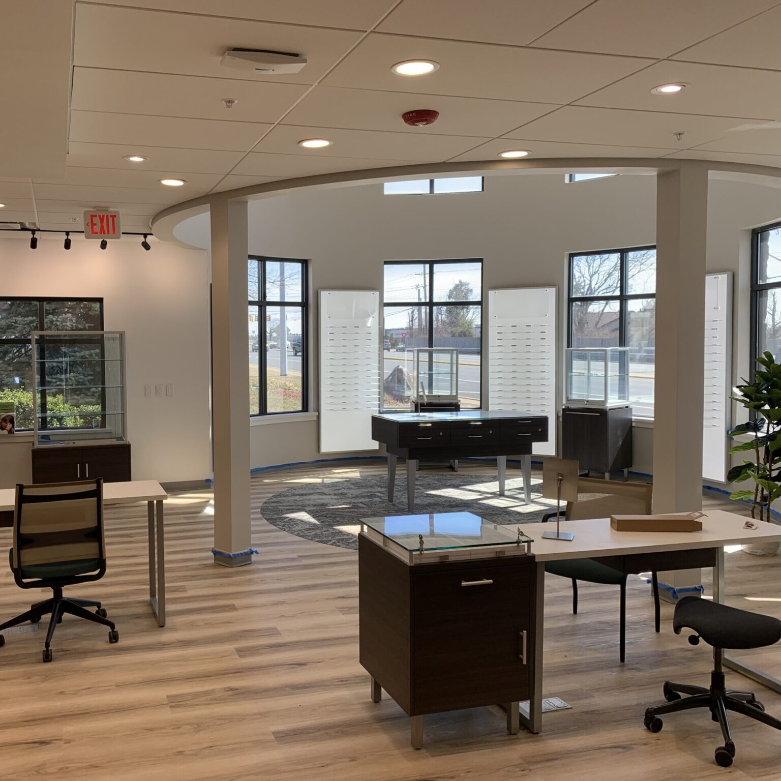 Tour The Office | Eye Consultants